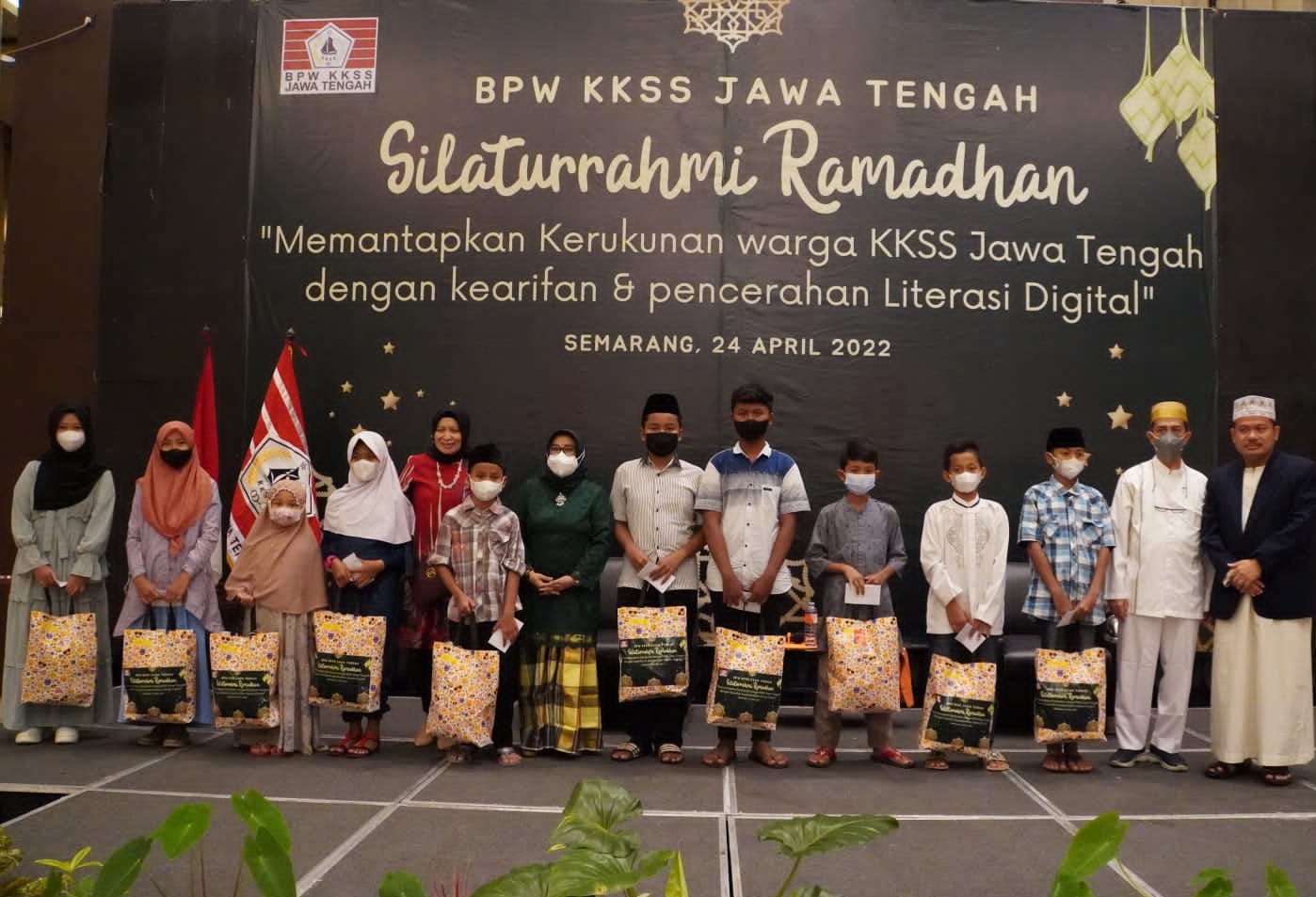 Silaturahmi KKSS Jawa Tengah Disertai Penyaluran Bingkisan Ramadhan ... Silaturahmi KKSS Jawa Tengah Disertai Penyaluran Bingkisan Ramadhan ...